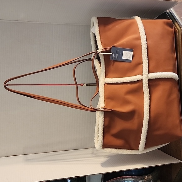 Universal Thread | Bags | Universal Thread Nwt Tote | Poshmark